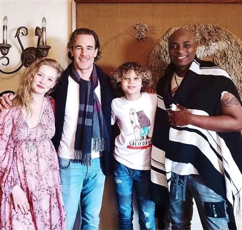 La Princesa Marta Luisa De Noruega Y Durek Verrett Despiden A James Van Der Beek ¡hola