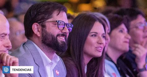 Tu Historia Es Esperanza Presidente Boric Comparte Selfie Con Joven Tiktoker Que Asiste A