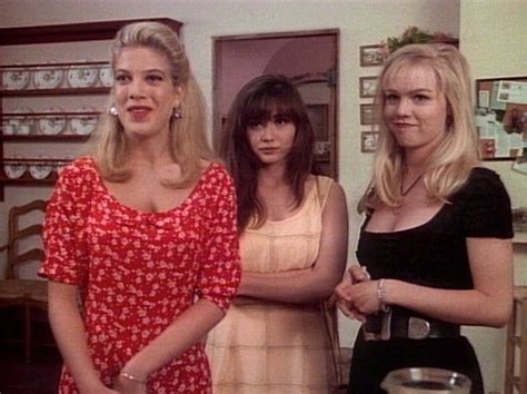 90210 Beverly Hills Outfits 90210 Fashion 90s Denise Richards Saved