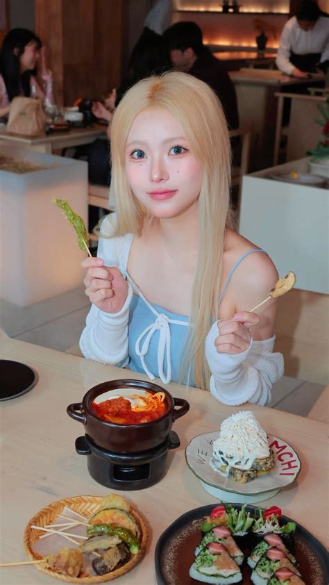 小敏飽了🦦｜美女·美食·火鍋·旅遊 Qabi Xiaomin • Instagram Photos And Videos