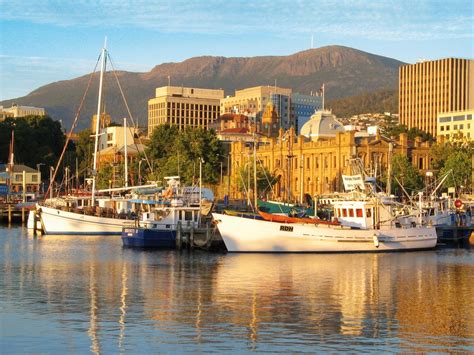 Why The Best Time To Visit Hobart Is The Holidays Escape