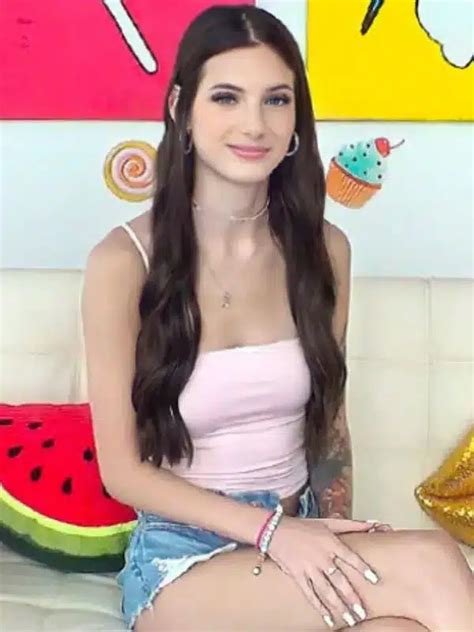 Sofia Rizof Wiki And Bio Age Height Weight Net Worth