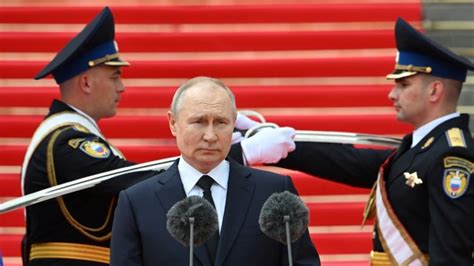 Putin Praises Russian Troops Who Stopped A Civil War In Ceremony