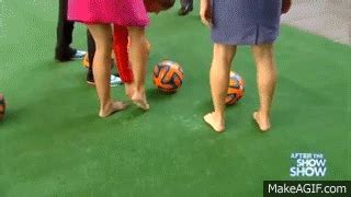 Elisabeth Hasselbeck And Heather Nauert Barefoot Soccer 6 2 14 On Make A 