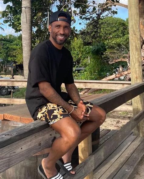 Jermain Defoe Sparks Marriage Split Fears After Spending Christmas Separately From Wife Irish