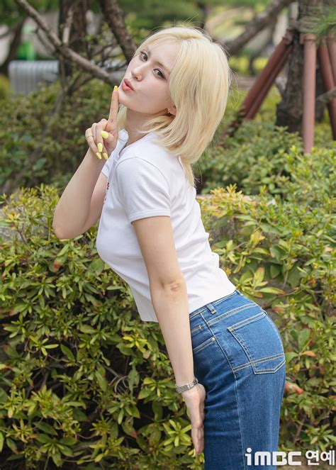 포토 전소미 큐티섹시 포인트