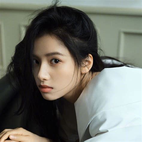 Withjingyith On Twitter Rt Jingyiarchived 💬 230202 Rayli 瑞丽 Magazine Weibo Updates Profile