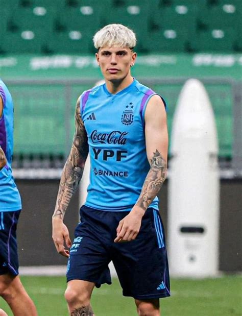 20 Kiểu Tóc Của Garnacho Thời Thượng Cho đấng Mày Râu