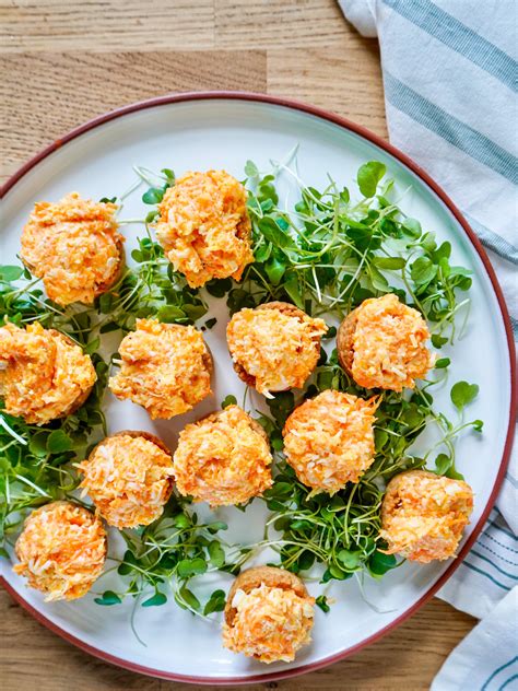 Uzkodas — Sāku — Našķoties