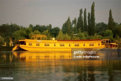 Nageen Lake Photos And Premium High Res Pictures Getty Images
