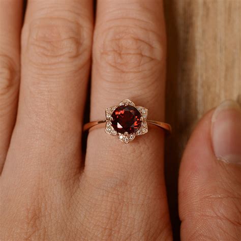 14k Rose Gold Garnet Engagement Ring Round Cut January Etsy