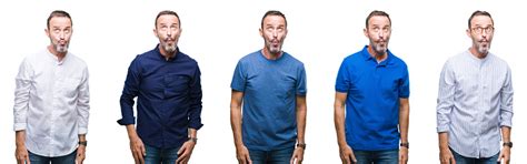 잘생긴 수석 노인의 우아한 사업가 서의 콜라주 배경 만드는 물고기 얼굴 입술 고 우 스 꽝 스러운 제스처와 격리 재미 있는 식입니다 귀여운에 대한 스톡 사진 및 기타 이미지