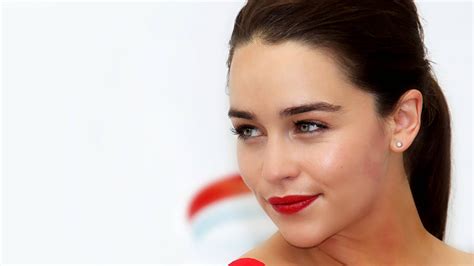 100 Emilia Clarke Wallpapers