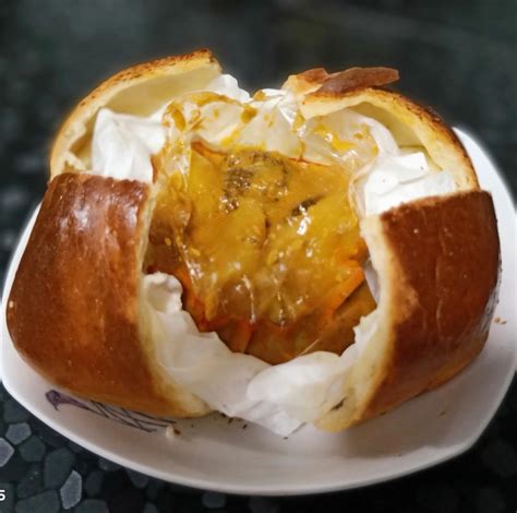 Curry Chicken Bread Food And Drinks Baked Goods On Carousell