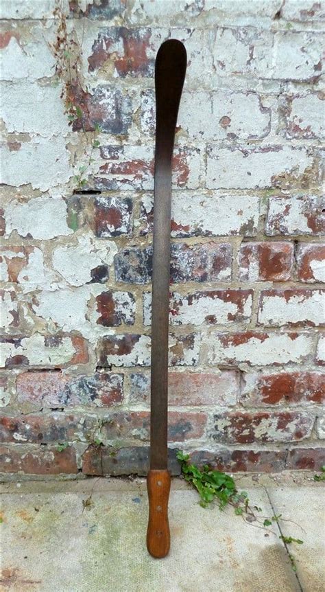 Vintage Garden Tool Ralph Martindale Crocodile Trademark Curved Grass Slasher Whip Weed Scythe 781