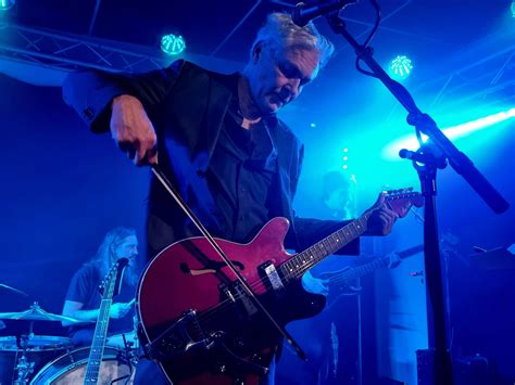 Ossler På Plan B Ett Tröstande Vemod Hymn