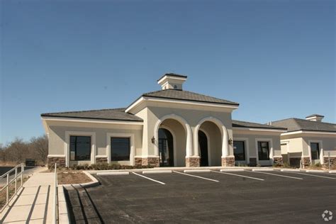 9647 Huebner Rd San Antonio Tx 78240 Office For Sale Loopnet