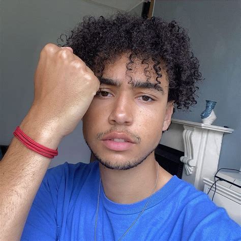 Light Skin Boys With Curly Hair Tumblr