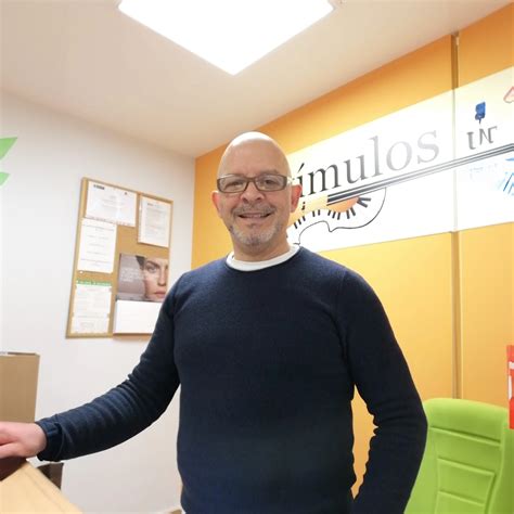 Enrique Cabrera Academia Estímulos