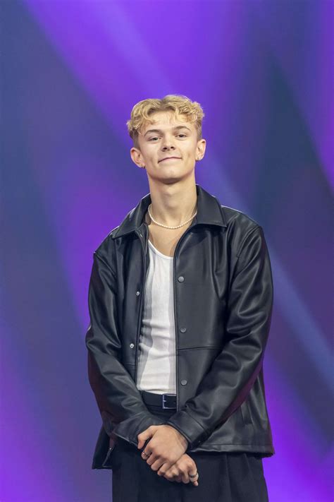 Theoz Längd Kändis Nyheter