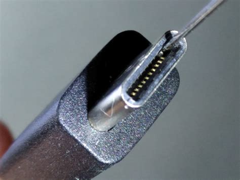 헐거운 usb c 커넥터 개선 rsr
