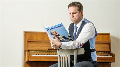 Hanno Van Der Loo Zingt In Het Kerkje Zogoudsnl