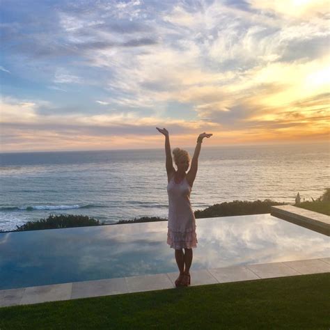Britney Spears S Malibu Airbnb Ps Home