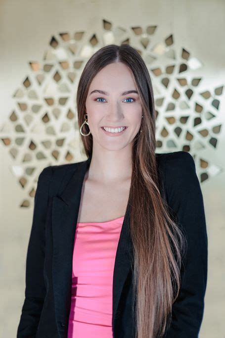 Kobieta Krakowa Kinga Stach ️ Portal Lifestylowy Miasto Kobiet