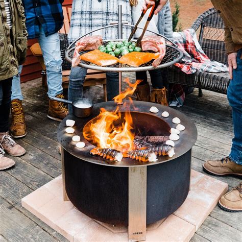 Zentro Smokeless Fire Pit Breeo