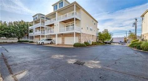 T Md 2060 Eova 8b Hw Apartments Eva Cir Norfolk Va 23509 Zumper