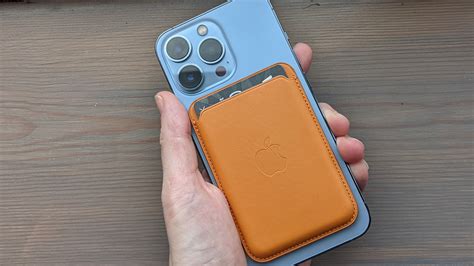 Why I Won T Use IPhone 13 S MagSafe Wallet Even Though It S Better Than Ever TechRadar
