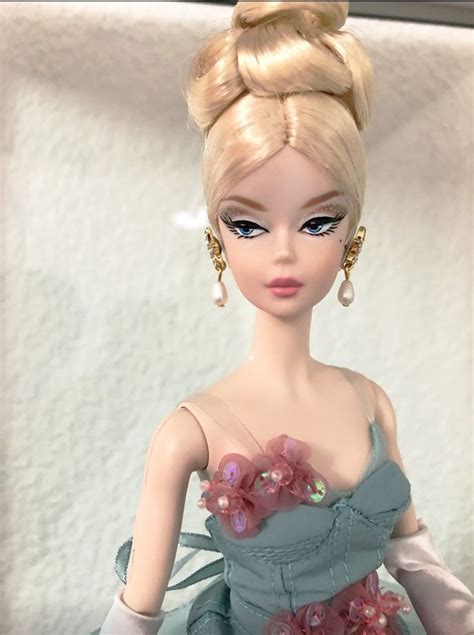 Pin Von Carol Reese Auf Crazy Barbie Pics Engel