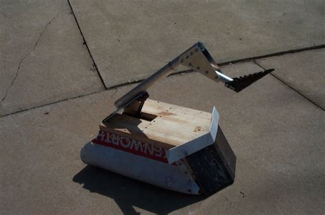 Bob Robot Combat Archive