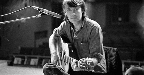 5 Canzoni Di Fabrizio De André Nel 25° Anniversario Della Morte Cè Bocca Di Rosa