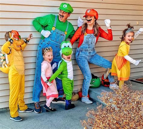 Halloween Costumes For Families Of 5 At Lisa Cunningham Blog