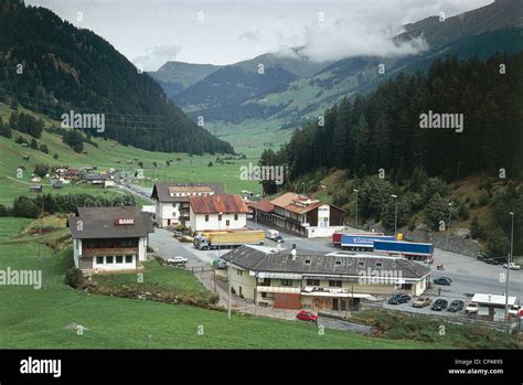 Trentino Alto Adige Rhaetian Reschenpass Village Of Graun Bz