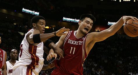 Higher Court Former Jayhawk Wayne Simien Turns Away From Pro Career For Ministry Work Ku Sports