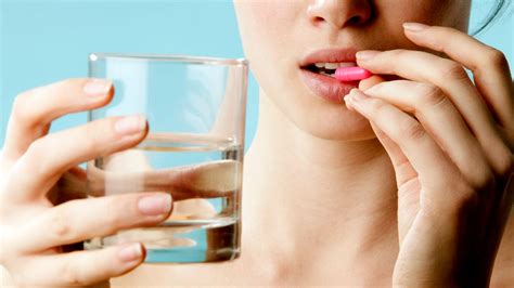 The Truth About Biotin Supplements According To Nutritionists Allure