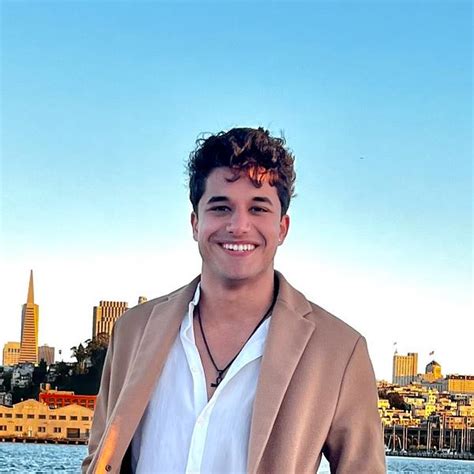 Marwan Refaats Investing Profile Fractal Managing Partner Signal