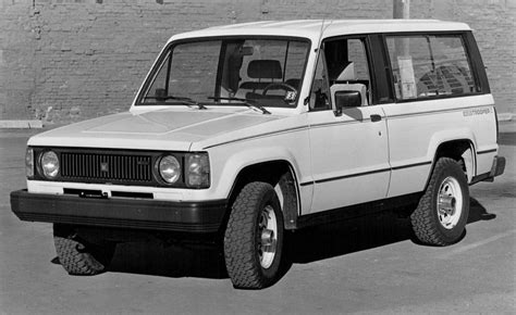 Why Was The Isuzu Trooper Discontinued Motorbiscuit