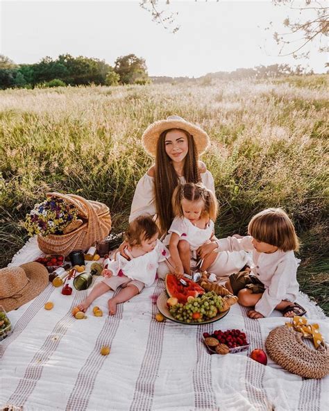 Sofia Stuzhuk в Instagram А вот и первая часть прекрасных фото😍😍😍