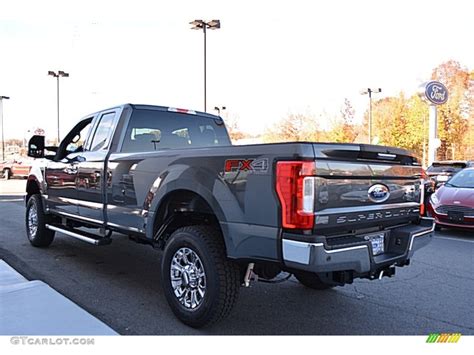 2017 Magnetic Ford F250 Super Duty Xlt Supercab 4x4 117178111 Photo