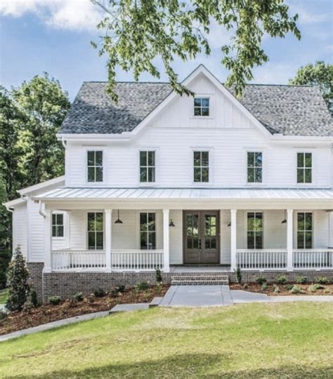 5 Bedroom 2 Story Classic Farmhouse With Wraparound Porch And Amenities
