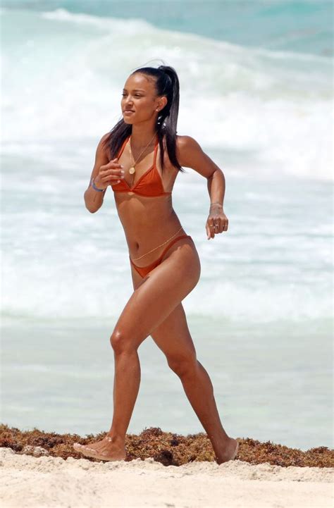 Pin By Hana Mahamud On Karrueche Tran Karrueche Tran Bikinis Swimwear