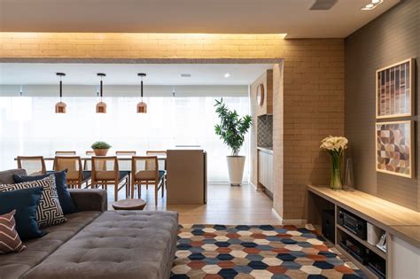 Sala De Tv Integrada Com Sala De Jantar E Terraço