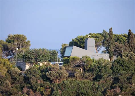 Nesher Memorial Auditorium And Gallery By So Architecture