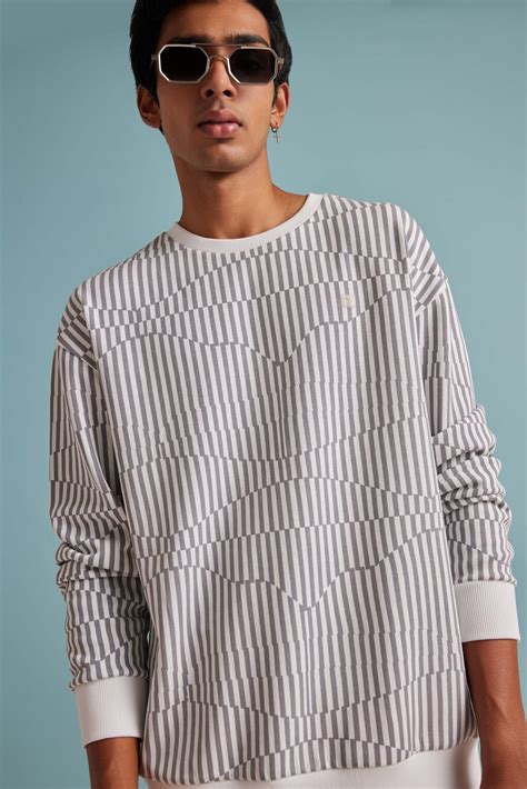 Versastyle Fusion Sweatshirt Muvazo