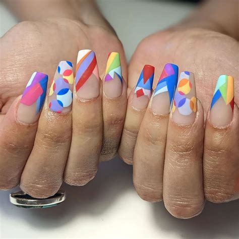 27 Coffin Shaped French Nail Ideas That Are Cool And Edgy