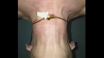 Mi vecino me llamó para chuparme el culo y revolcarlo mojado XVIDEOS COM