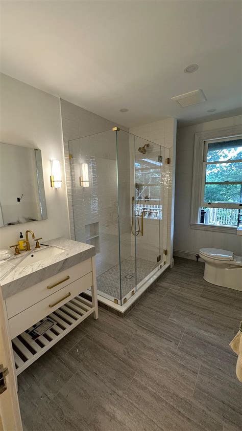 Connection Glass And Mirrors